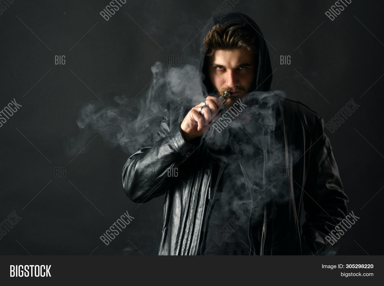 Man Vaping Mod Image & Photo (Free Trial) | Bigstock
