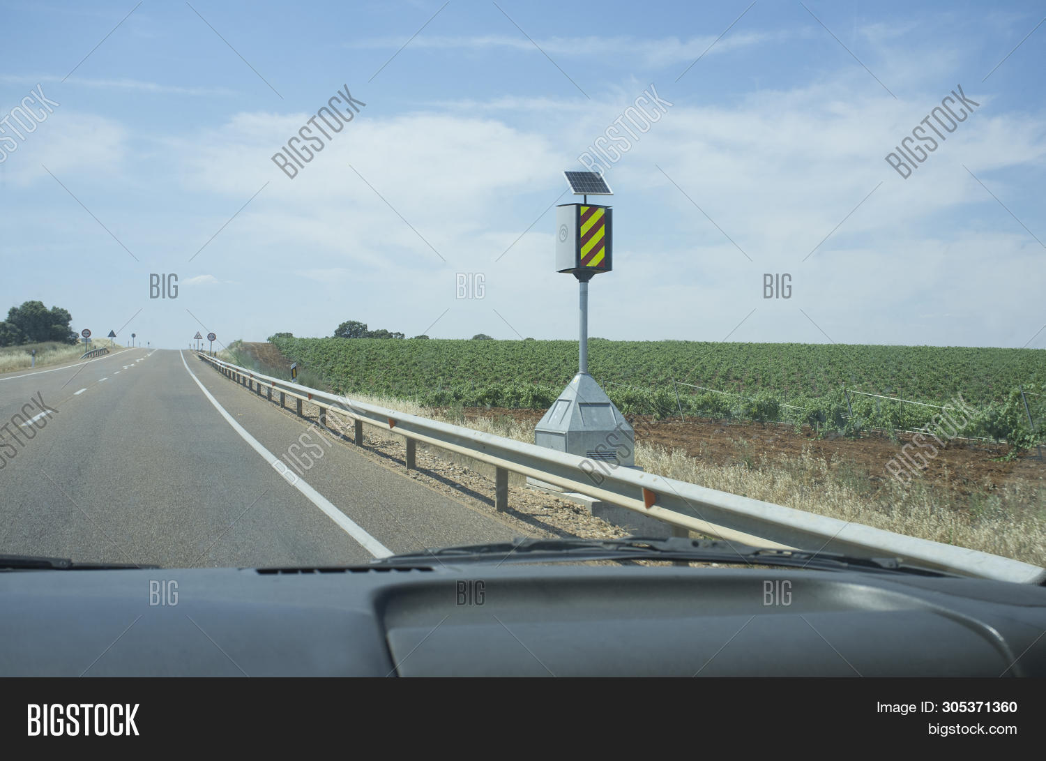 Spanish Speed Control Image & Photo (Free Trial) | Bigstock