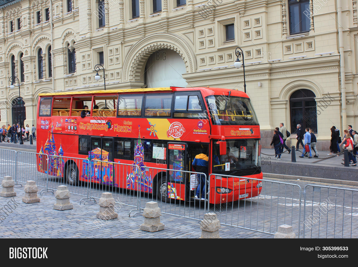 Sightseeing Red Image & Photo (Free Trial) | Bigstock