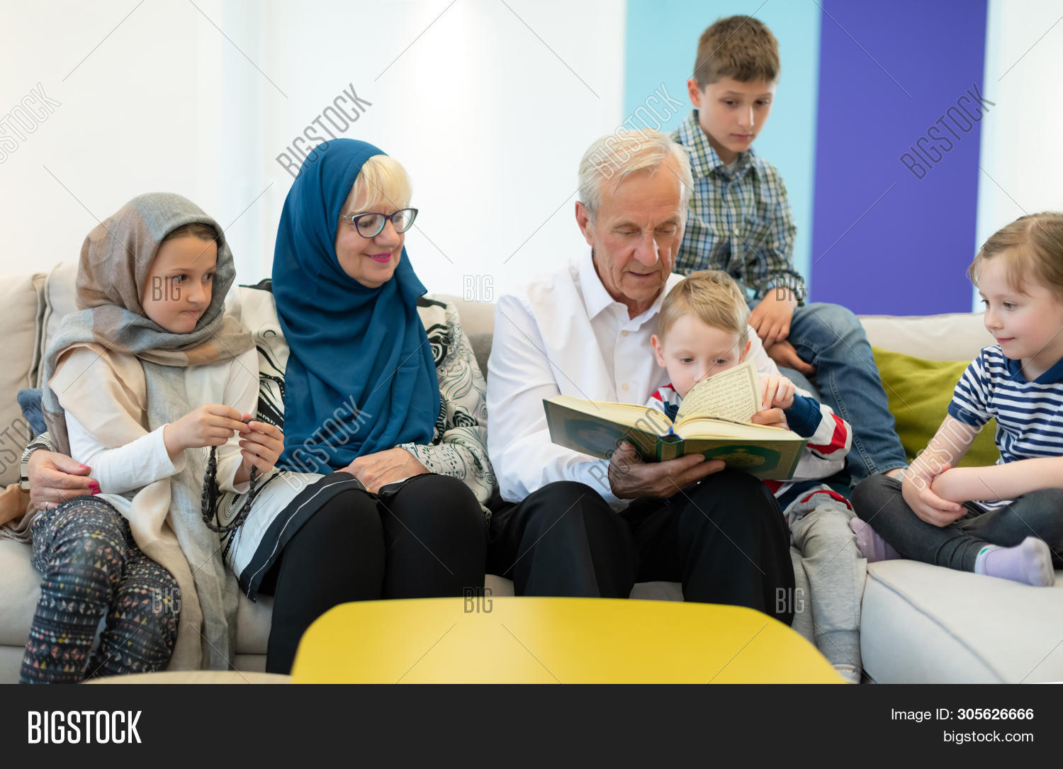 Modern Muslim Family Image & Photo (Free Trial) | Bigstock