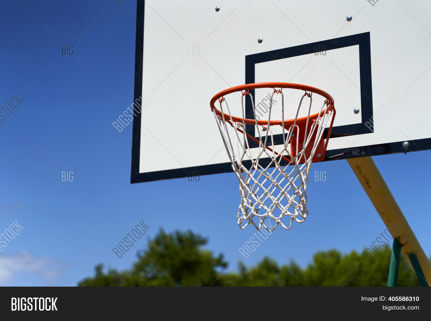 Outdoor Basketball Image & Photo (Free Trial) | Bigstock