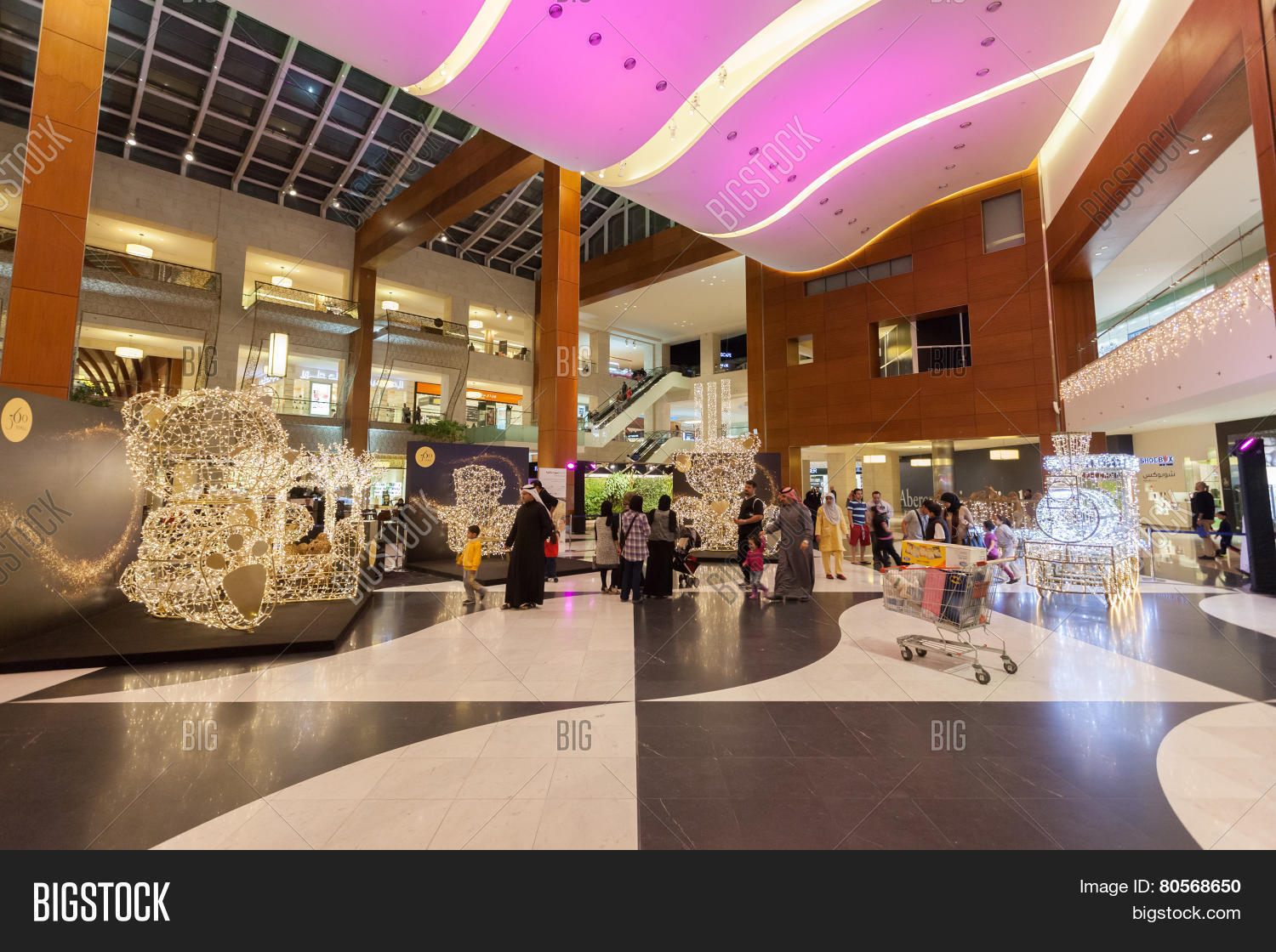 360 Mall Kuwait Image & Photo (Free Trial) | Bigstock