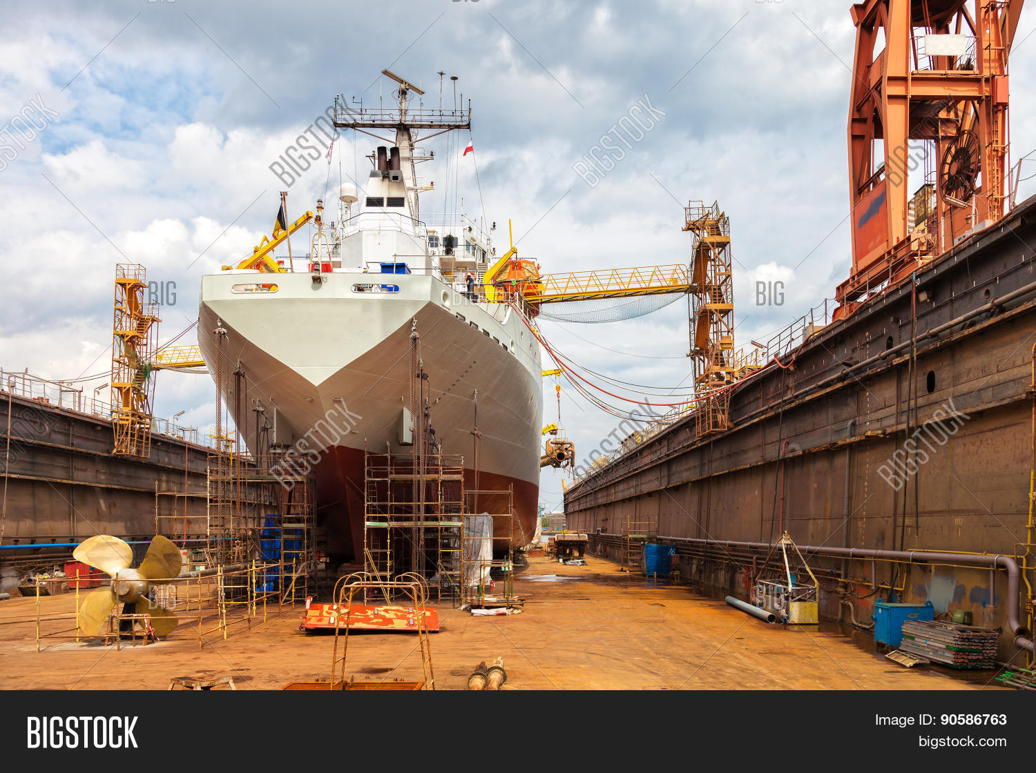 Ship Dry Dock Image & Photo (Free Trial) | Bigstock