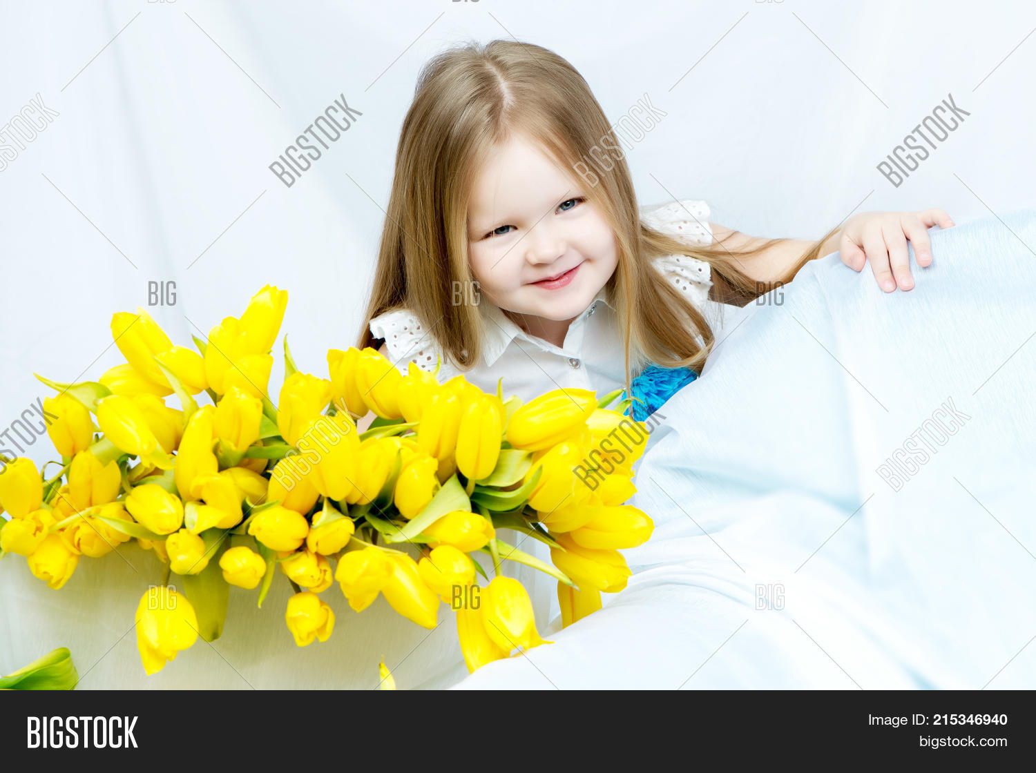 Cute Little 图片和照片（免费试用） | Bigstock