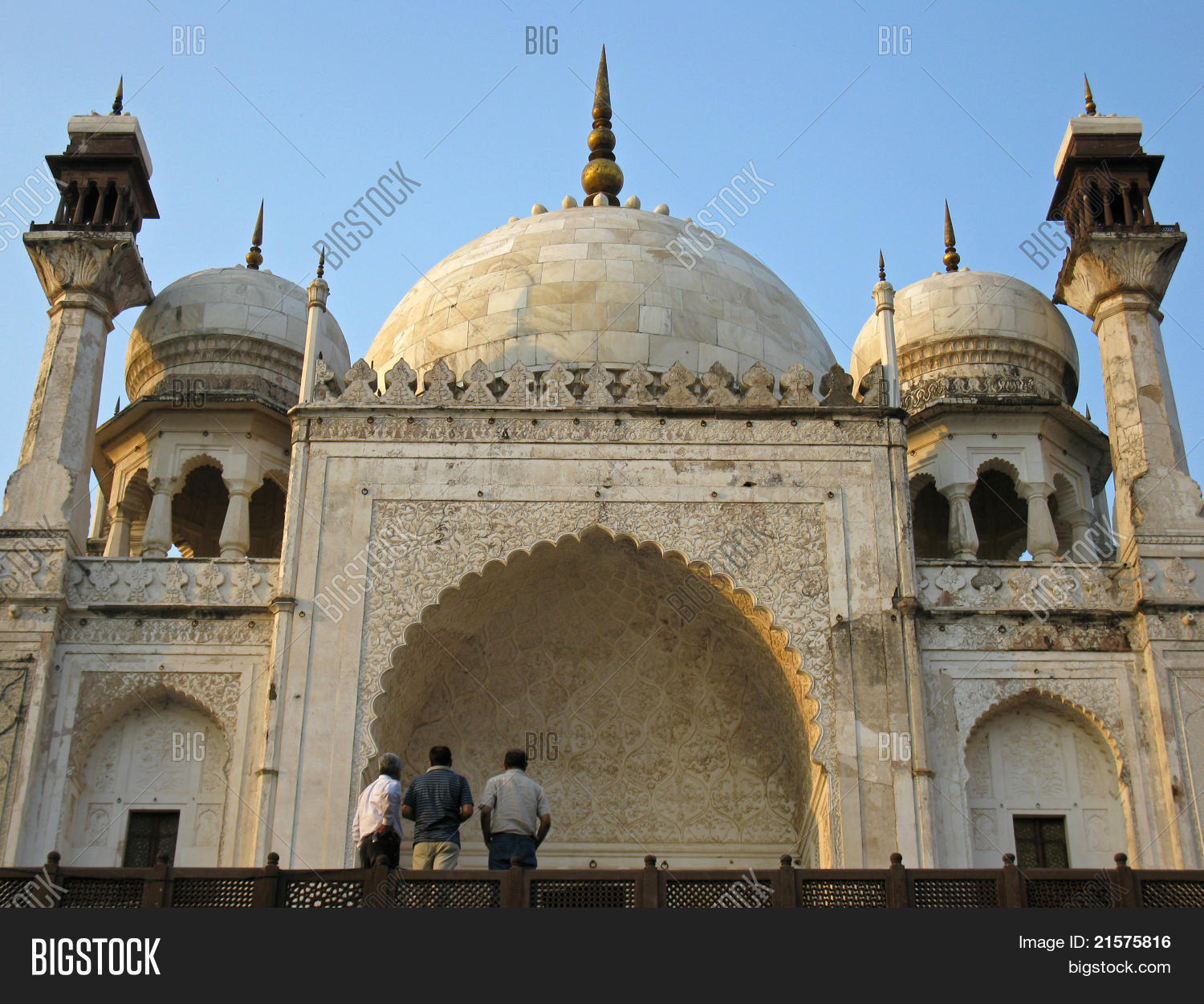 White Mosque Image & Photo (Free Trial) | Bigstock
