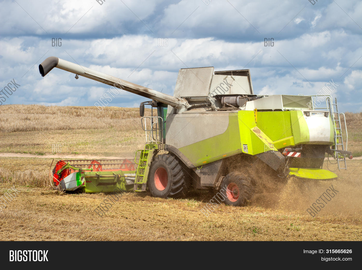 Combine Harvester On Image & Photo (Free Trial) | Bigstock