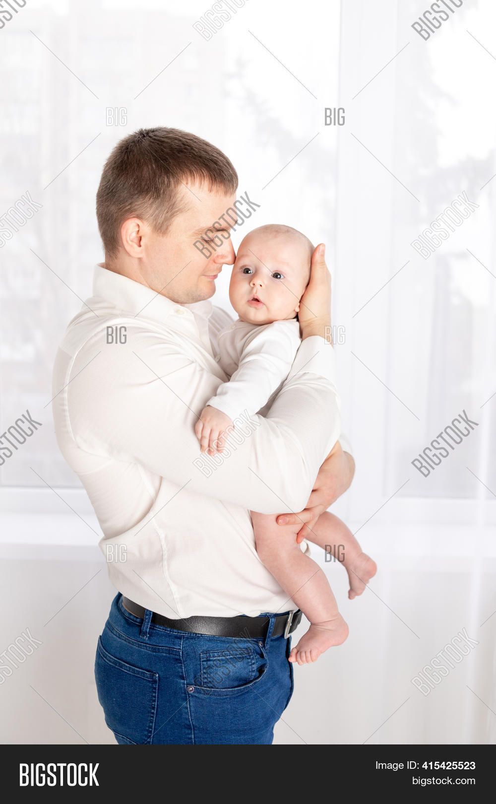 Father Newborn Baby Image & Photo (Free Trial) | Bigstock