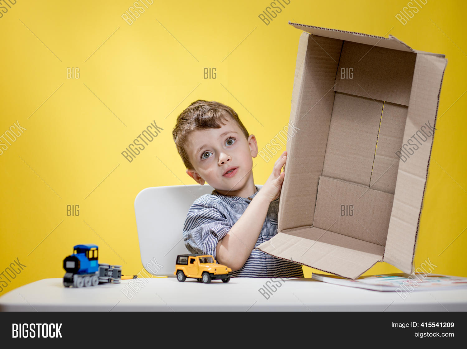 Surprised Boy Looking Image & Photo (Free Trial) | Bigstock