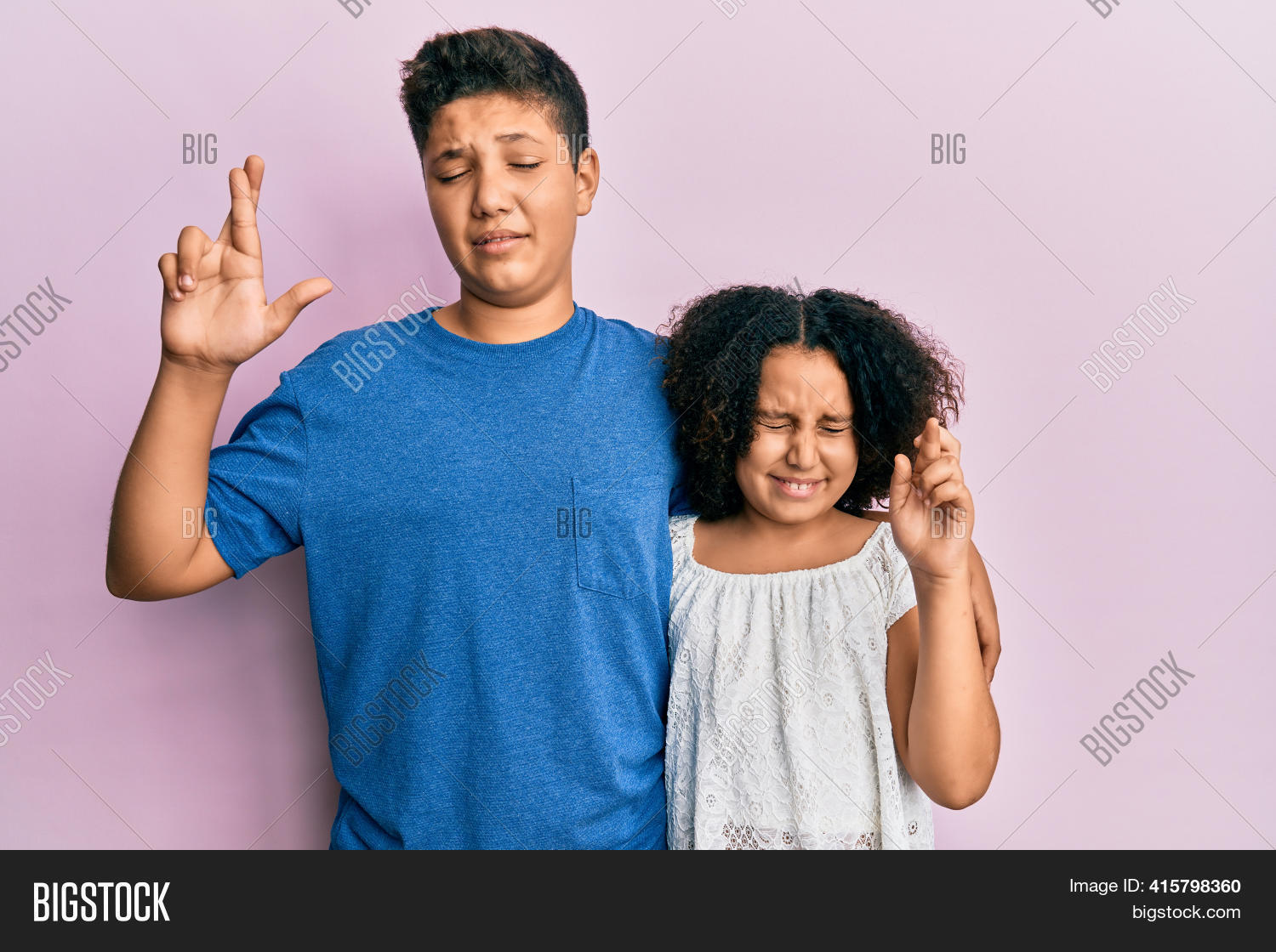 Young Hispanic Family Image & Photo (Free Trial) | Bigstock