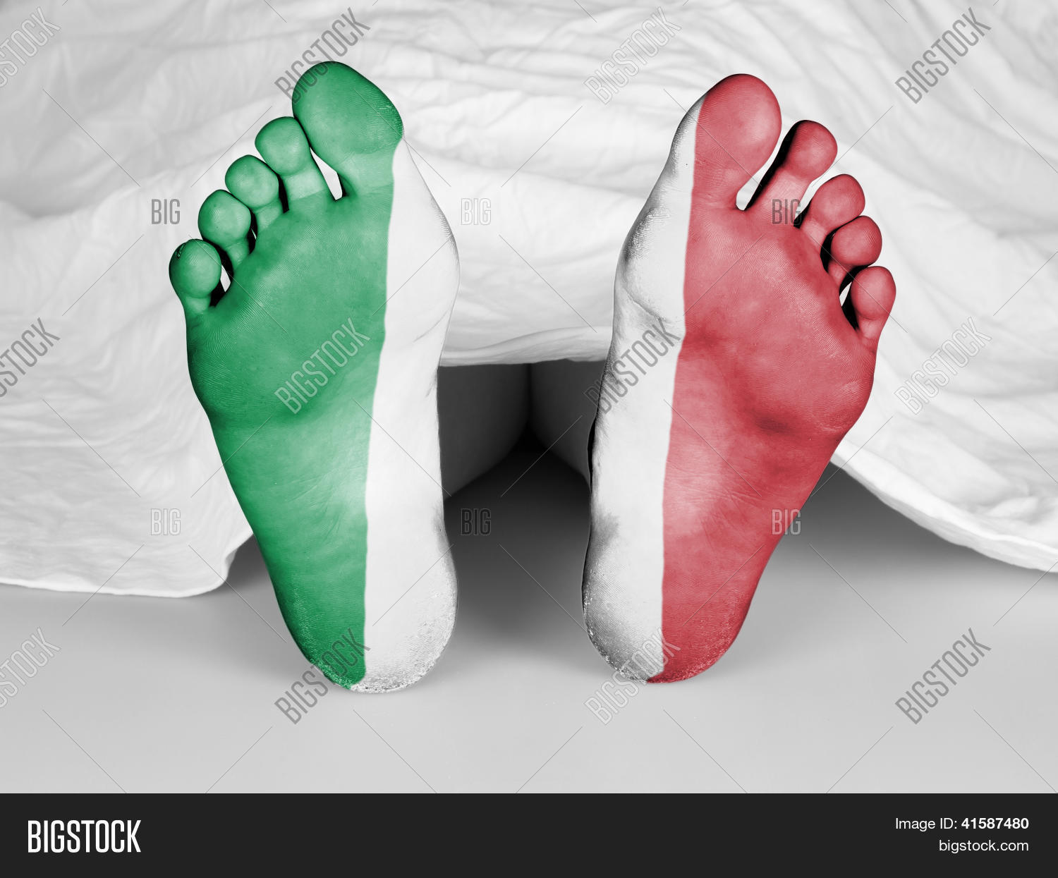 Dead Body Under White Image & Photo (Free Trial) | Bigstock