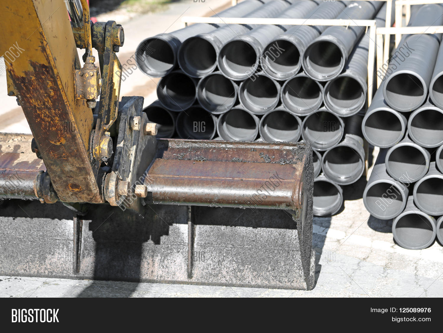 Mechanical Digger Arm Image & Photo (Free Trial) | Bigstock