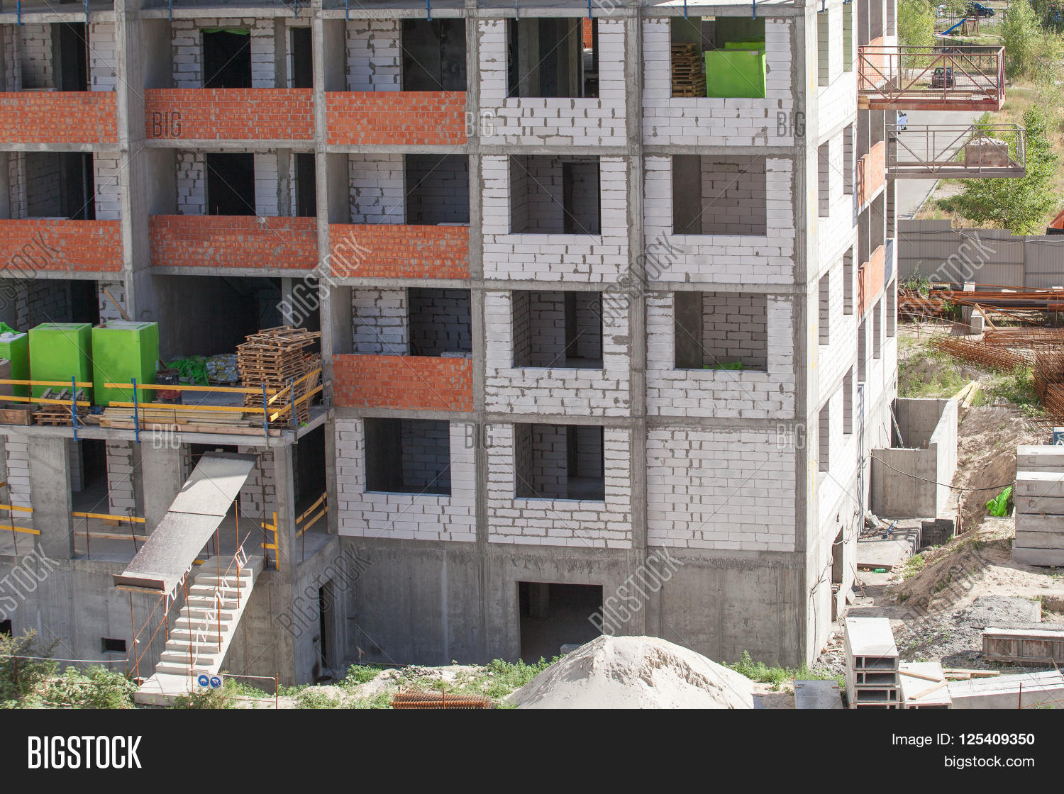 Monolithic Frame Image & Photo (Free Trial) | Bigstock