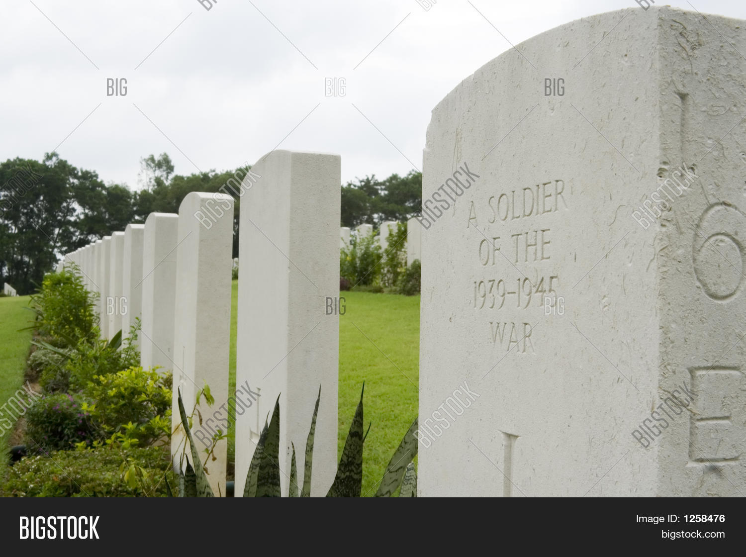 Headstone Image & Photo (Free Trial) | Bigstock