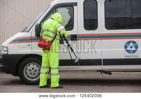 Checking Radiation Image & Photo (Free Trial) | Bigstock