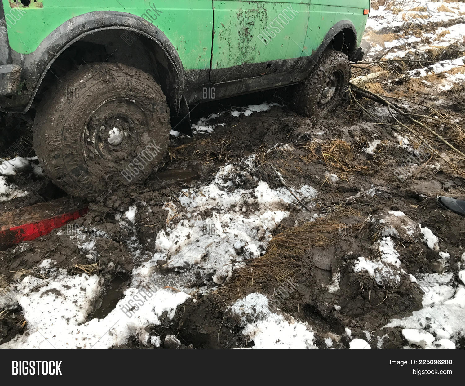 One Wheel Car Lift Image & Photo (Free Trial) | Bigstock