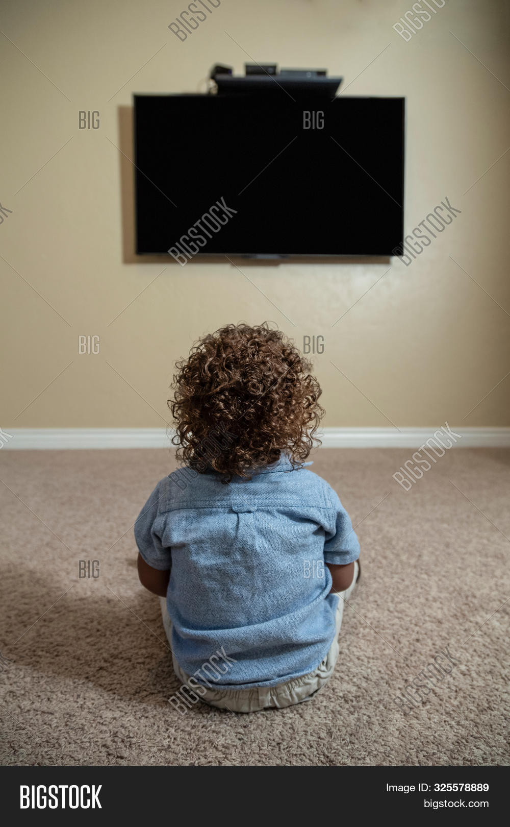 Rear View Young Child Image & Photo (Free Trial) | Bigstock