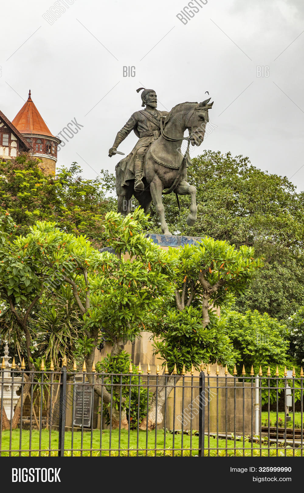 Statue King Shivaji, Image & Photo (Free Trial) | Bigstock