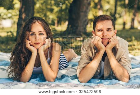 Image Upset Couple Image & Photo (Free Trial) | Bigstock