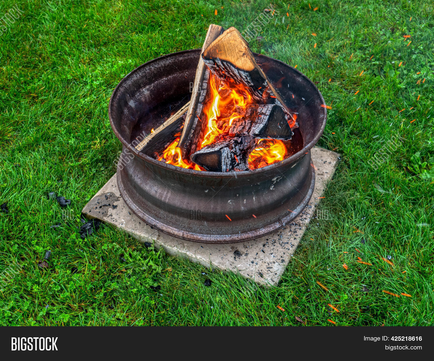 Campfire Steel Wheel Image & Photo (Free Trial) | Bigstock