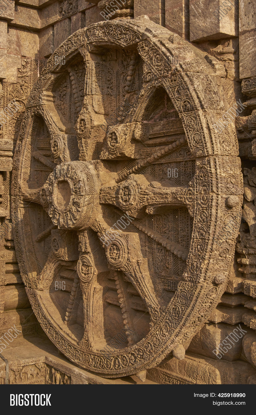 Detail Chariot Wheel Image & Photo (Free Trial) | Bigstock
