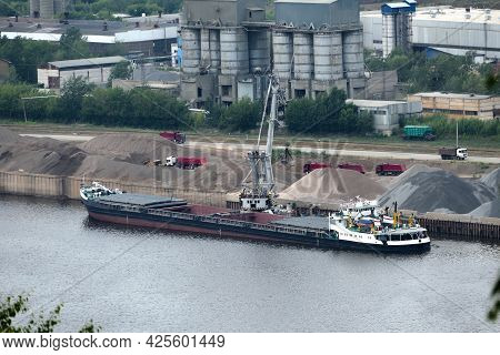 Barge On River Image & Photo (Free Trial) | Bigstock