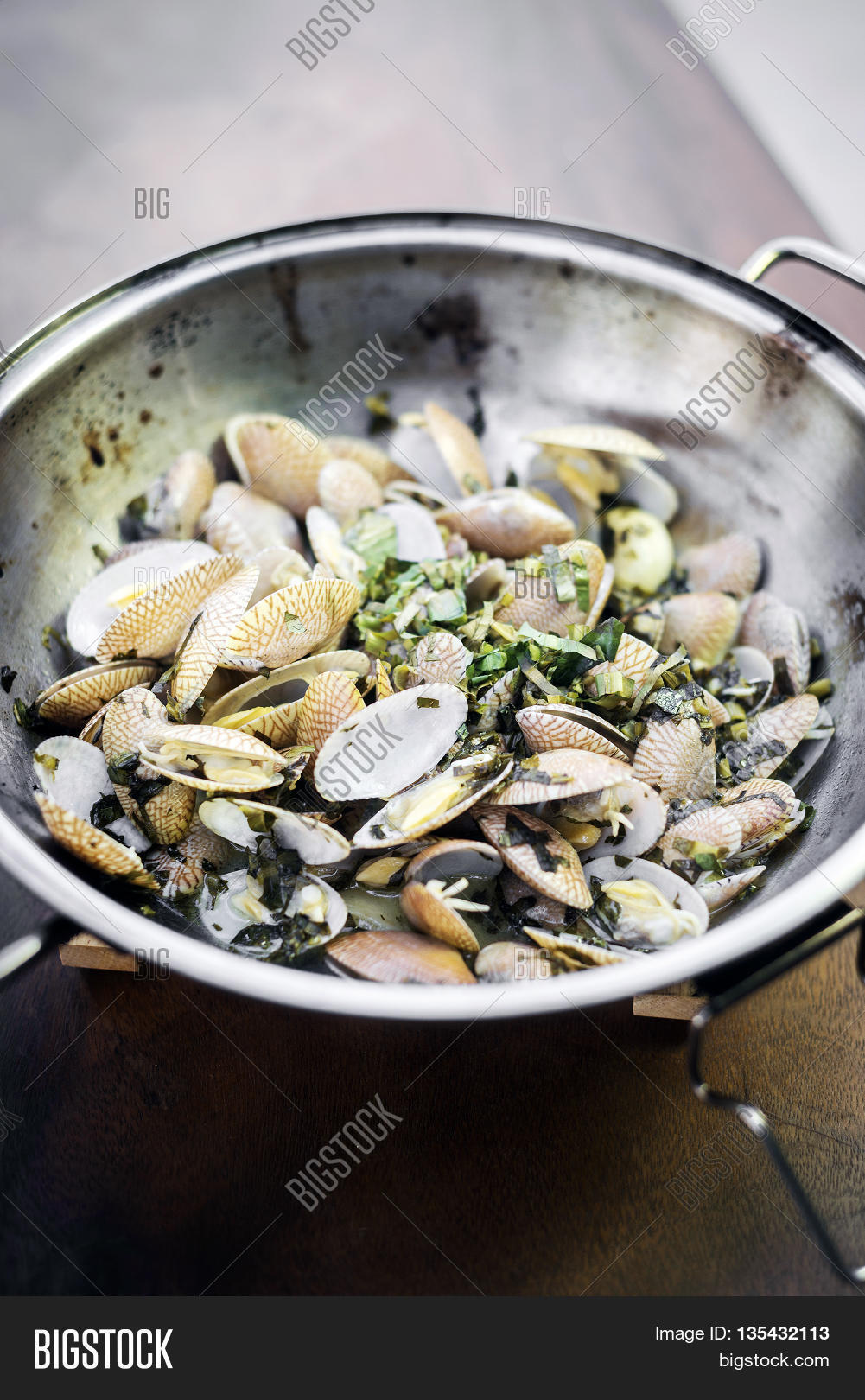 Steamed Fresh Moules Image & Photo (Free Trial) | Bigstock