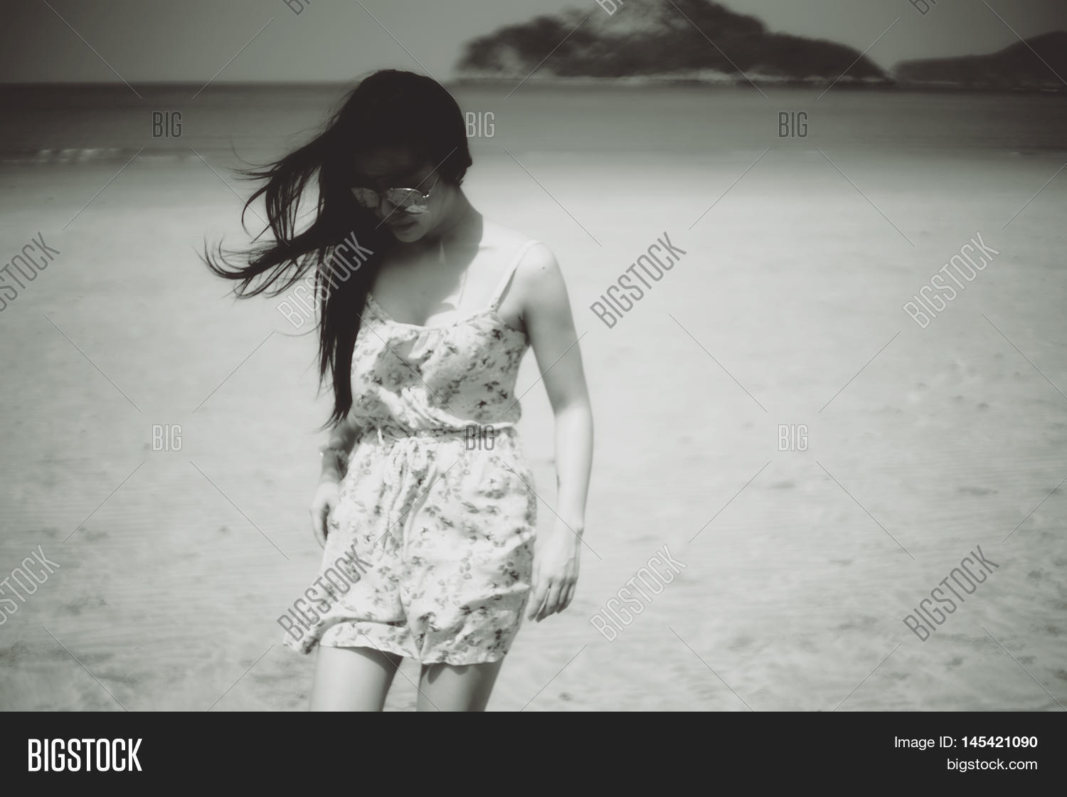 Asia Woman Beach Wind Image & Photo (Free Trial) | Bigstock