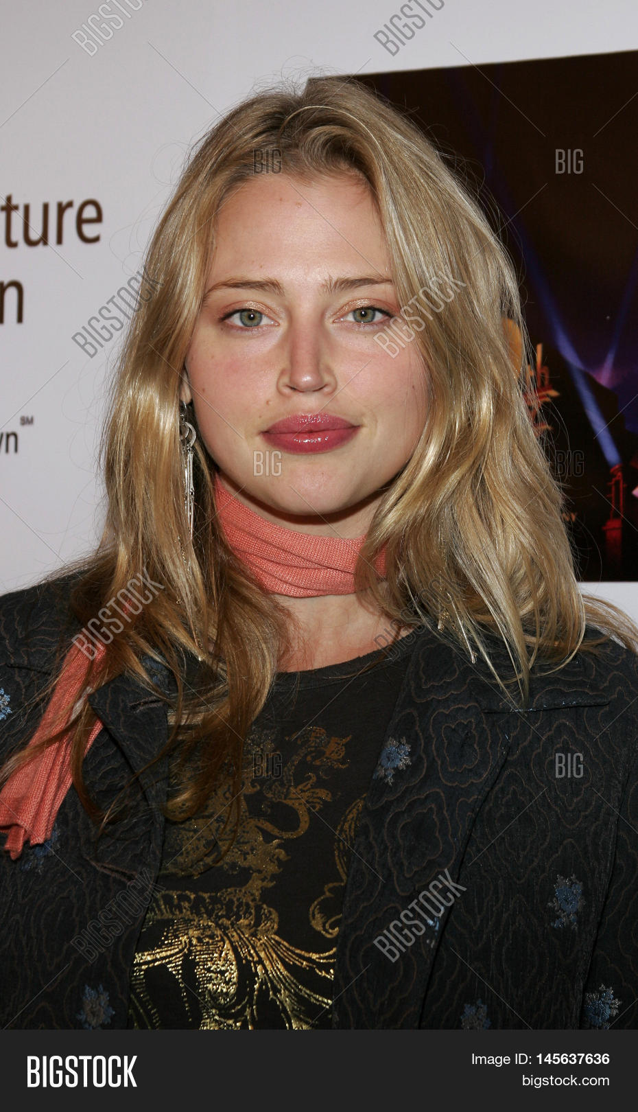 Estella Warren Los Image & Photo (Free Trial) | Bigstock