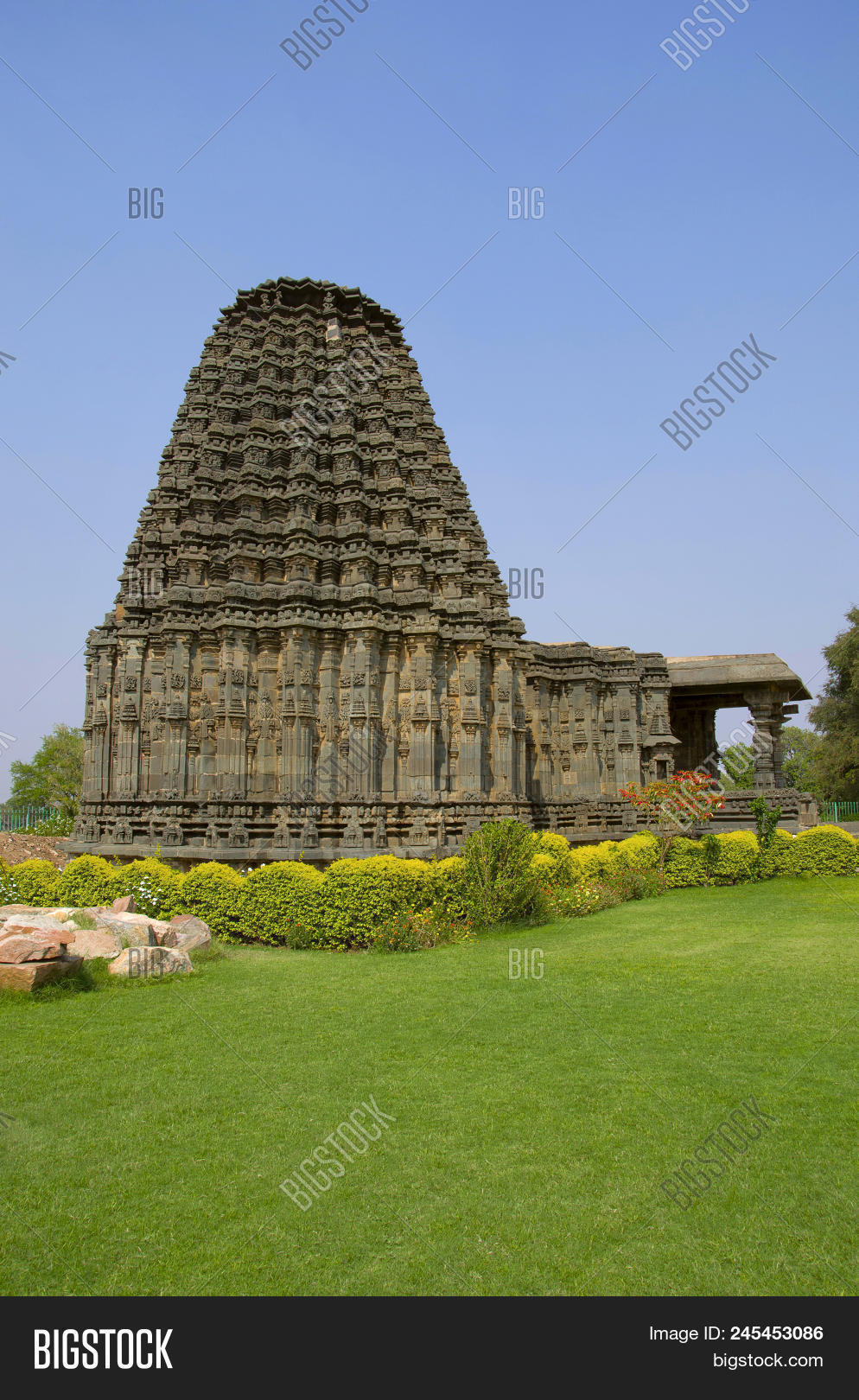 Doddabasappa Temple, Image & Photo (Free Trial) | Bigstock
