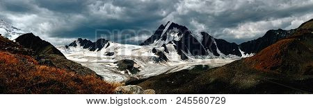 Beautiful Dramatic Image & Photo (Free Trial) | Bigstock