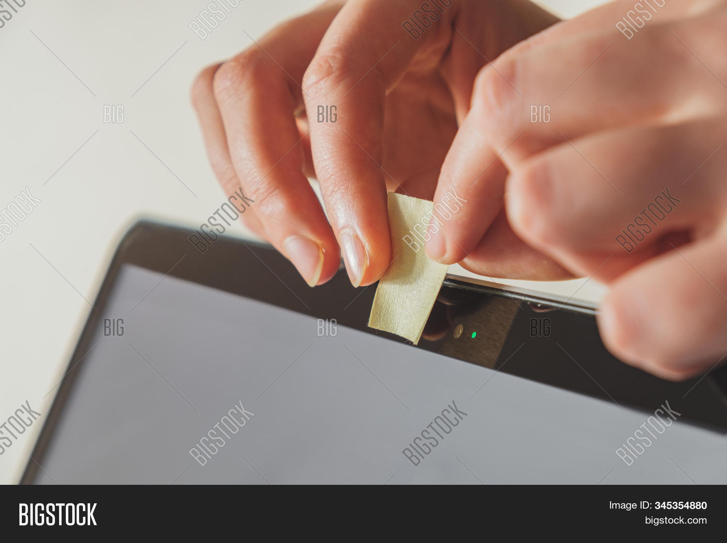 Putting Piece Sticky Image & Photo (Free Trial) | Bigstock