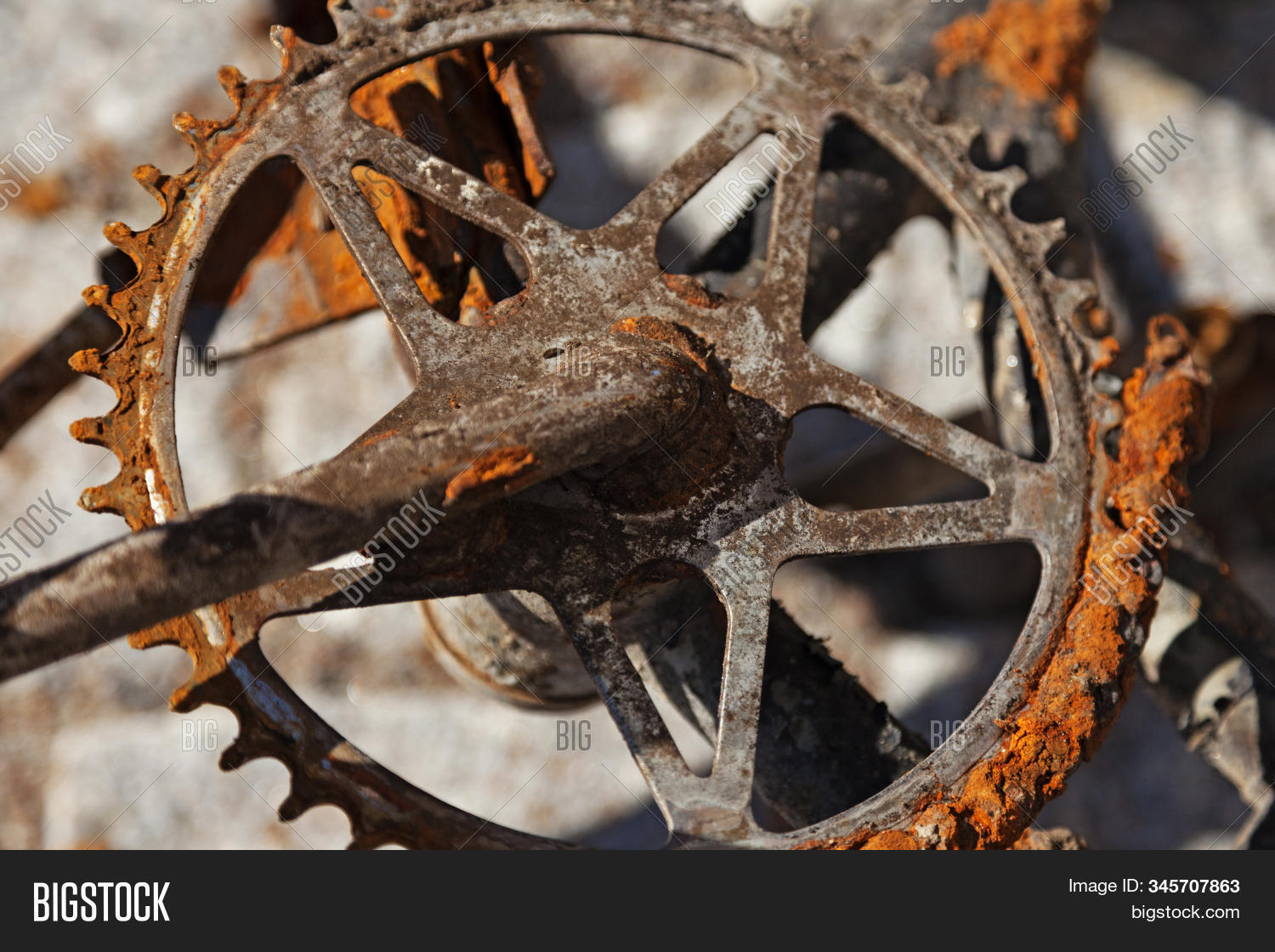 Old Very Rusty Hub Image & Photo (Free Trial) | Bigstock