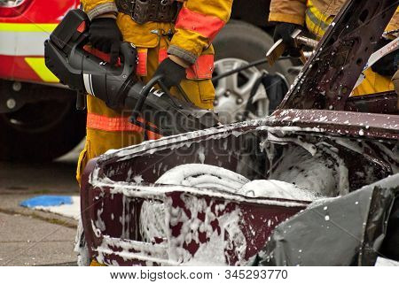 Demonstration Rescue Image & Photo (Free Trial) | Bigstock