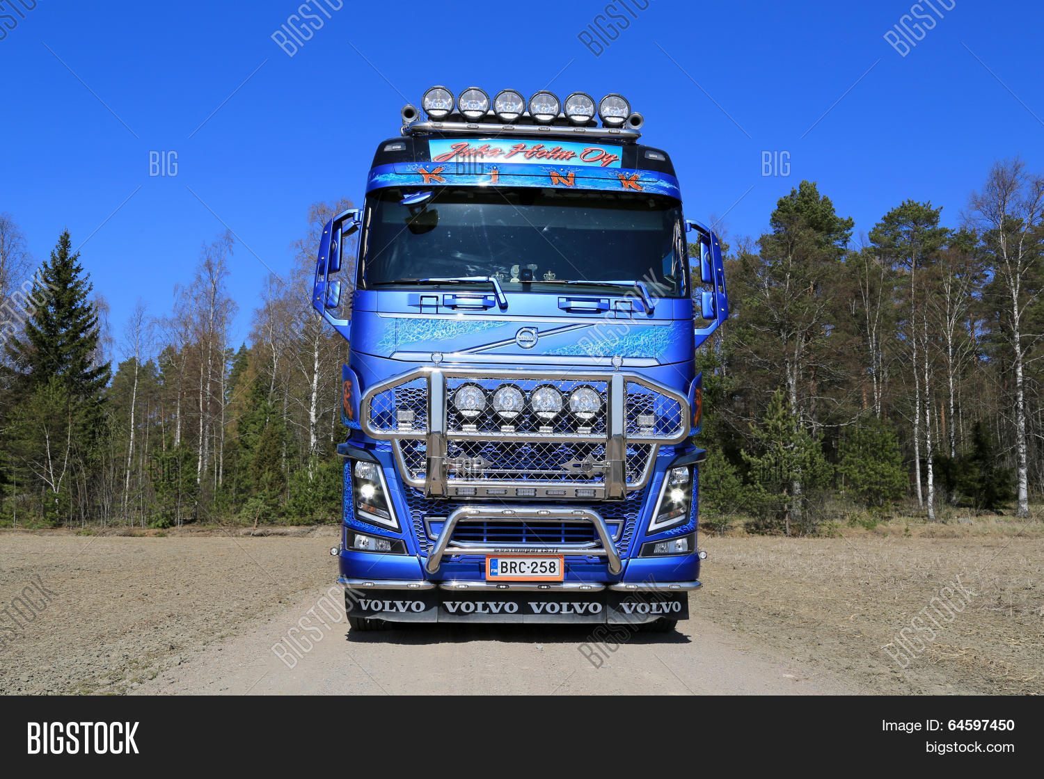 Front View Volvo FH16 Image & Photo (Free Trial) | Bigstock