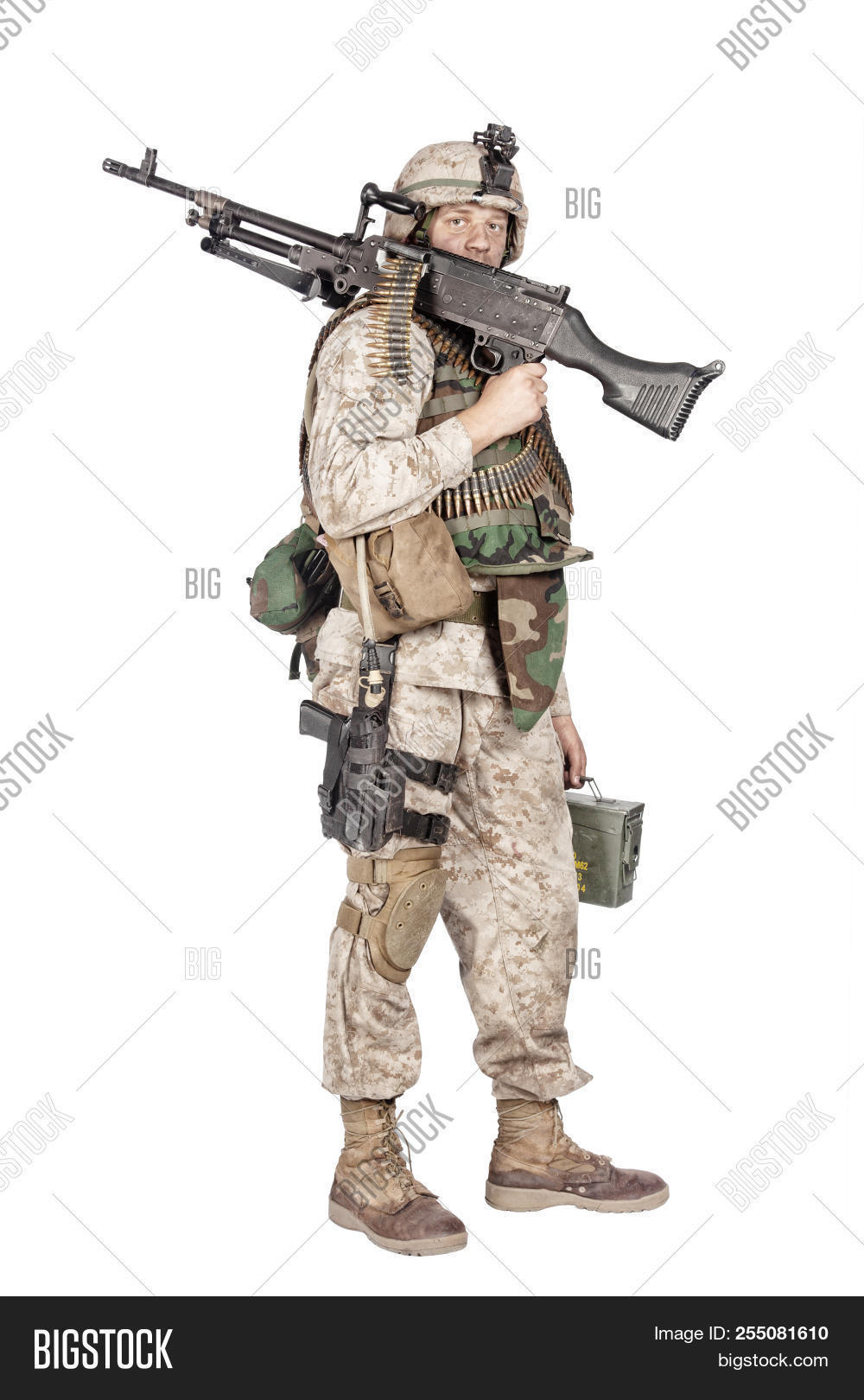Soldier Machine Gun Image & Photo (Free Trial) | Bigstock