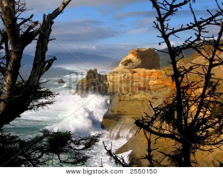 Oregon Coast Images, Illustrations & Vectors (Free) - Bigstock