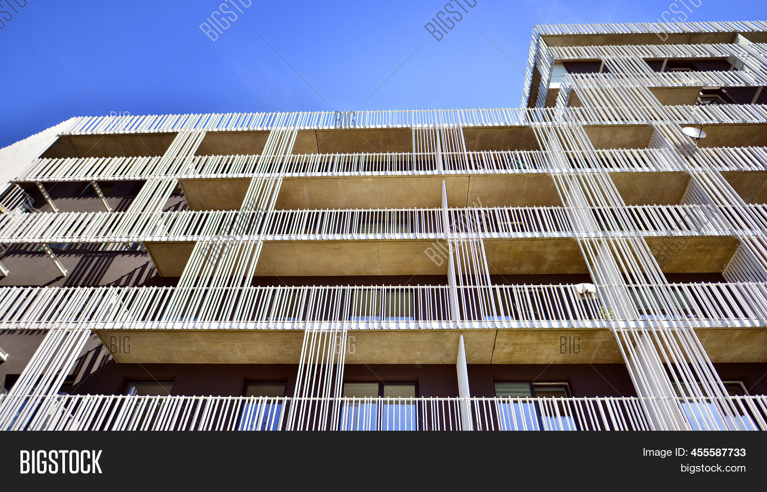 Modern Luxury Image & Photo (Free Trial) | Bigstock