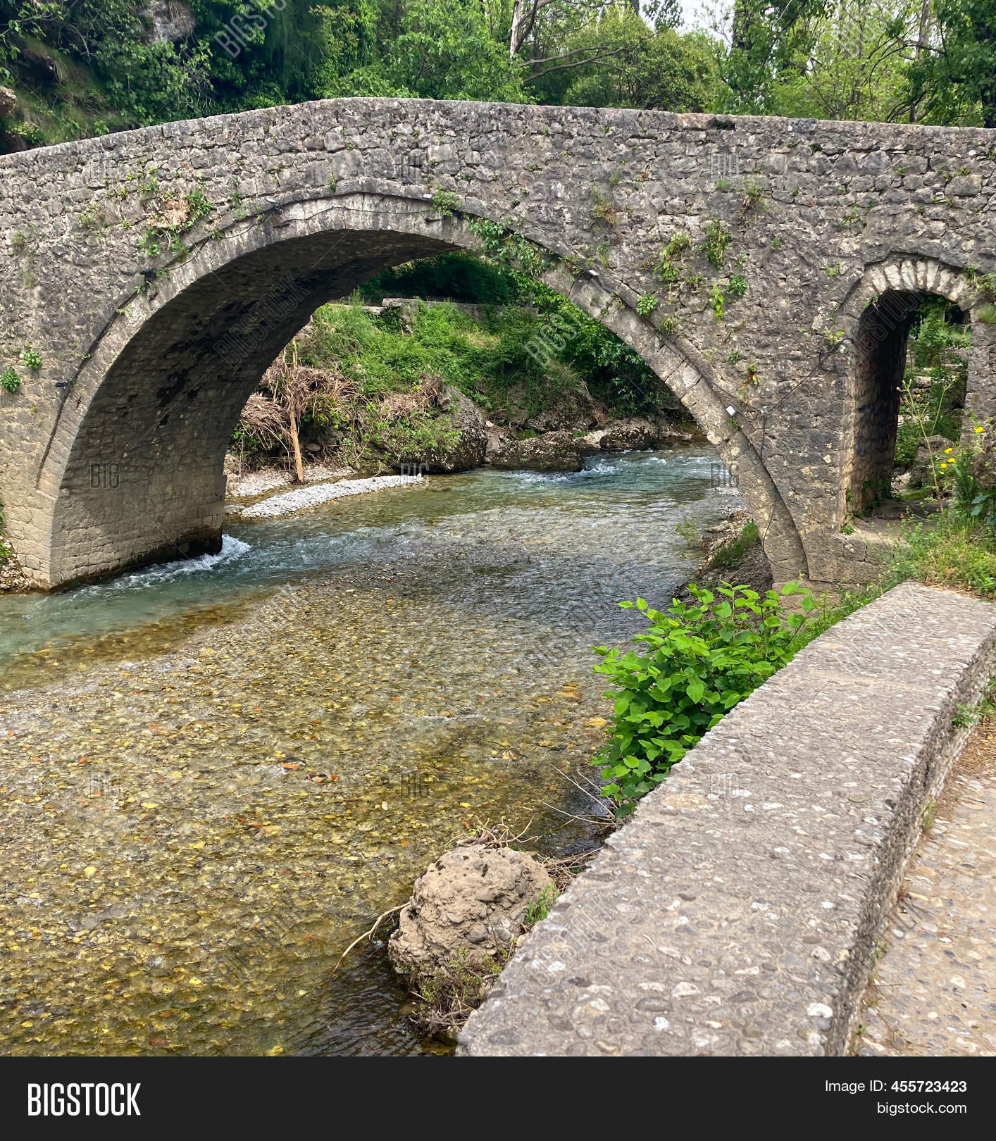 Old Stone Bridge That Image & Photo (Free Trial) | Bigstock
