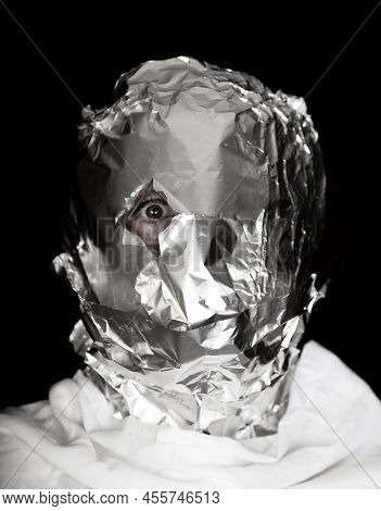 Human Head Wrapped Image & Photo (Free Trial) | Bigstock