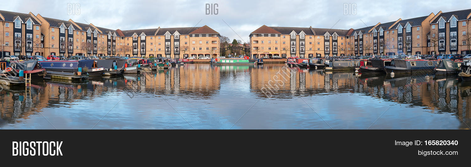 Apsley Lock Marina Image & Photo (Free Trial) | Bigstock