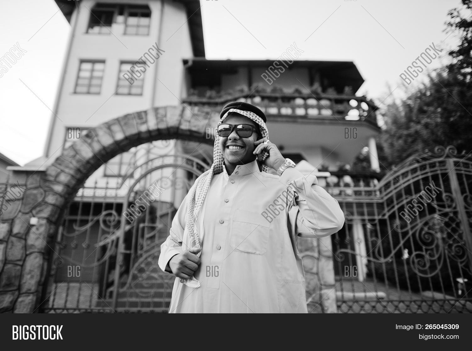 Rich Middle Eastern Image & Photo (Free Trial) | Bigstock