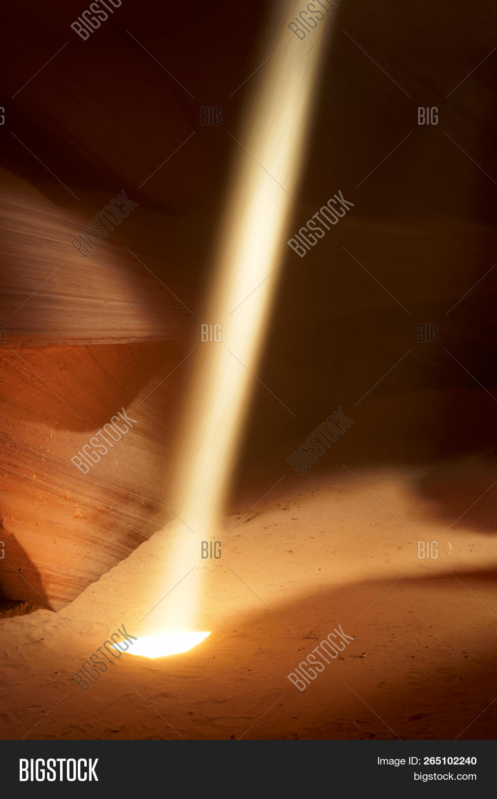 Ray Light Illuminating Image & Photo (Free Trial) | Bigstock