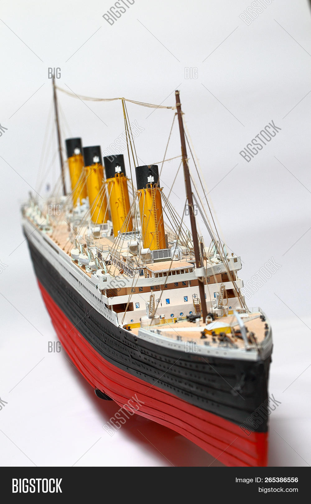 Handmade Model Titanic Image & Photo (Free Trial) | Bigstock