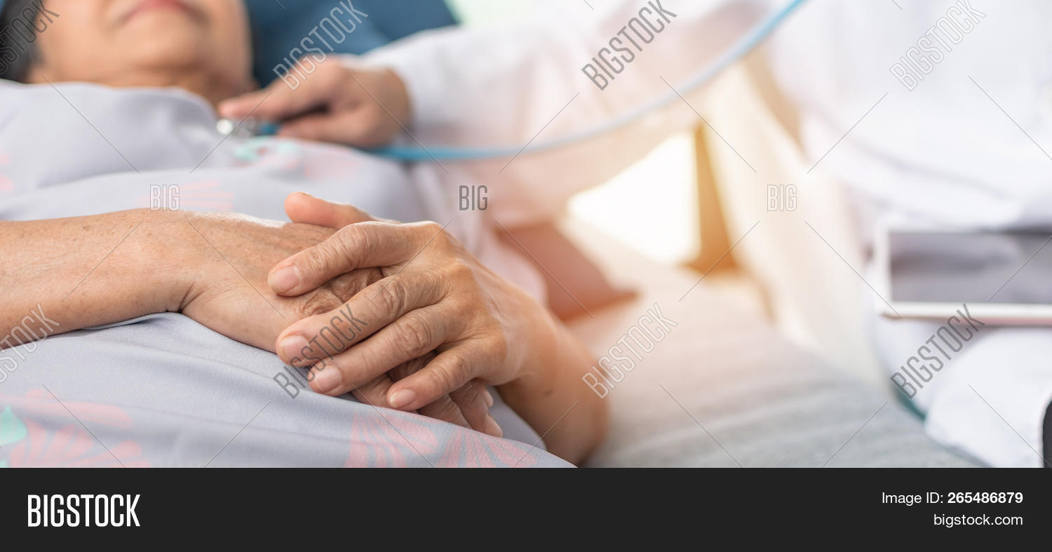 Hospitalized Elderly Image & Photo (Free Trial) | Bigstock
