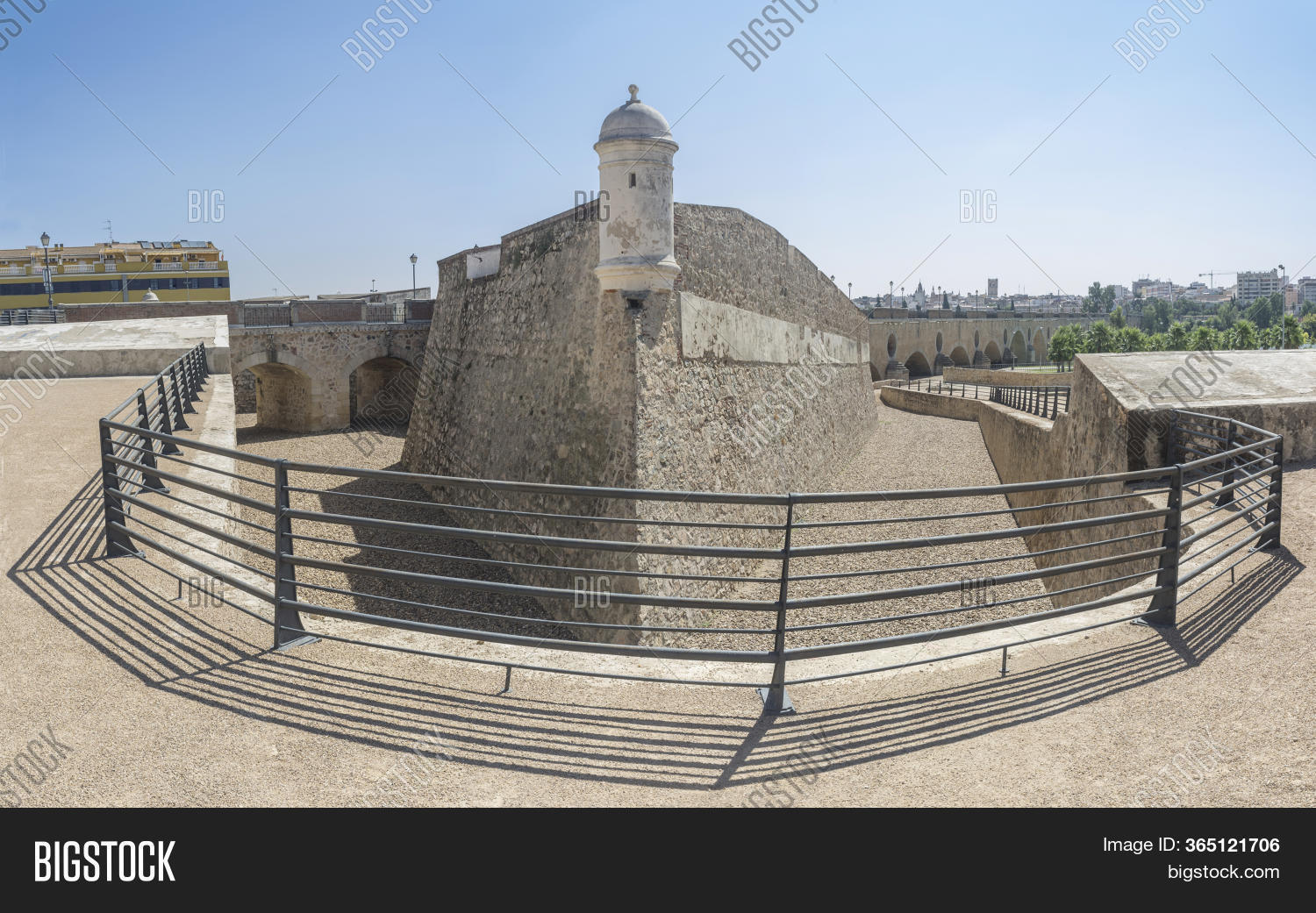 Palmas Bridge Hornwork Image & Photo (Free Trial) | Bigstock