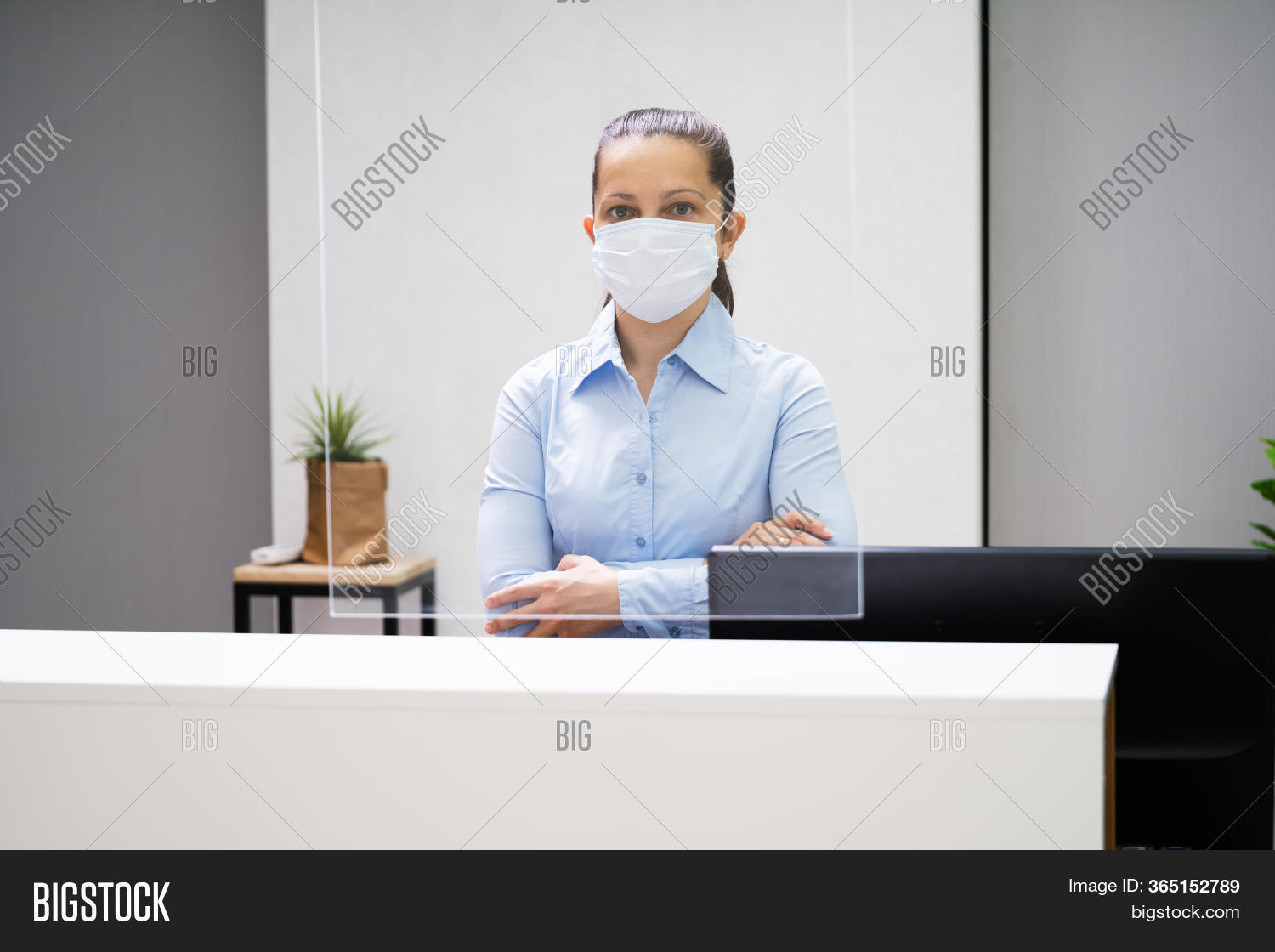 Receptionist Woman Image & Photo (Free Trial) | Bigstock