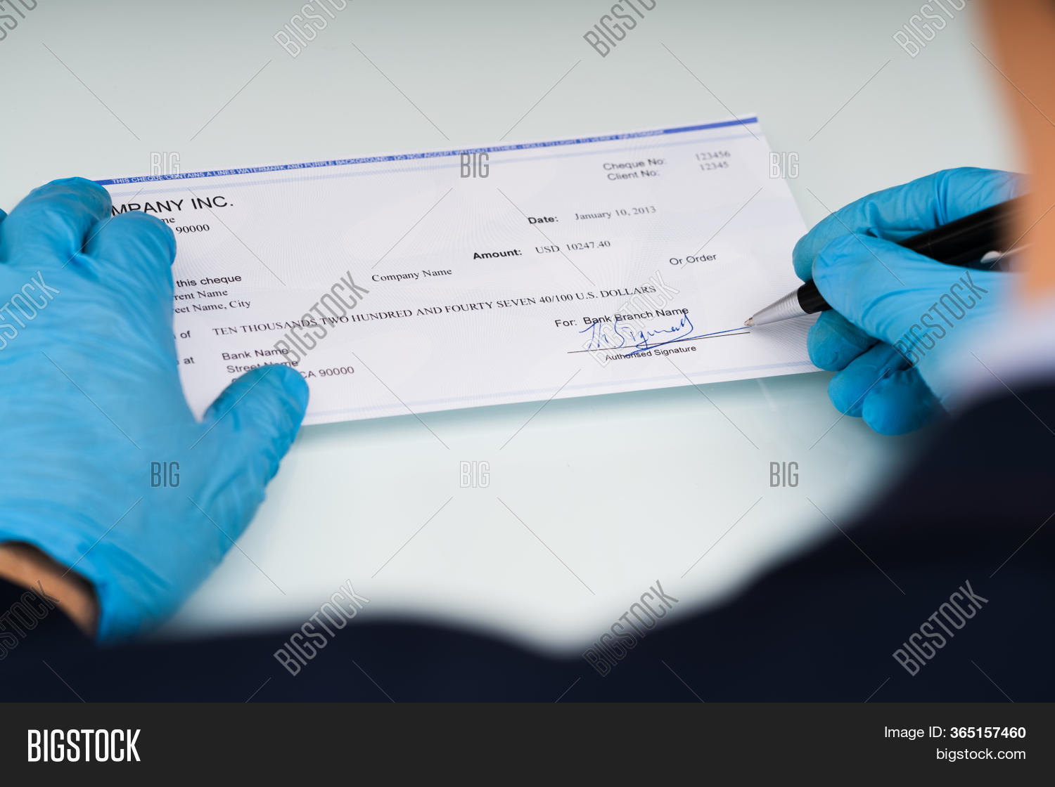 Writing Payroll Image & Photo (Free Trial) | Bigstock