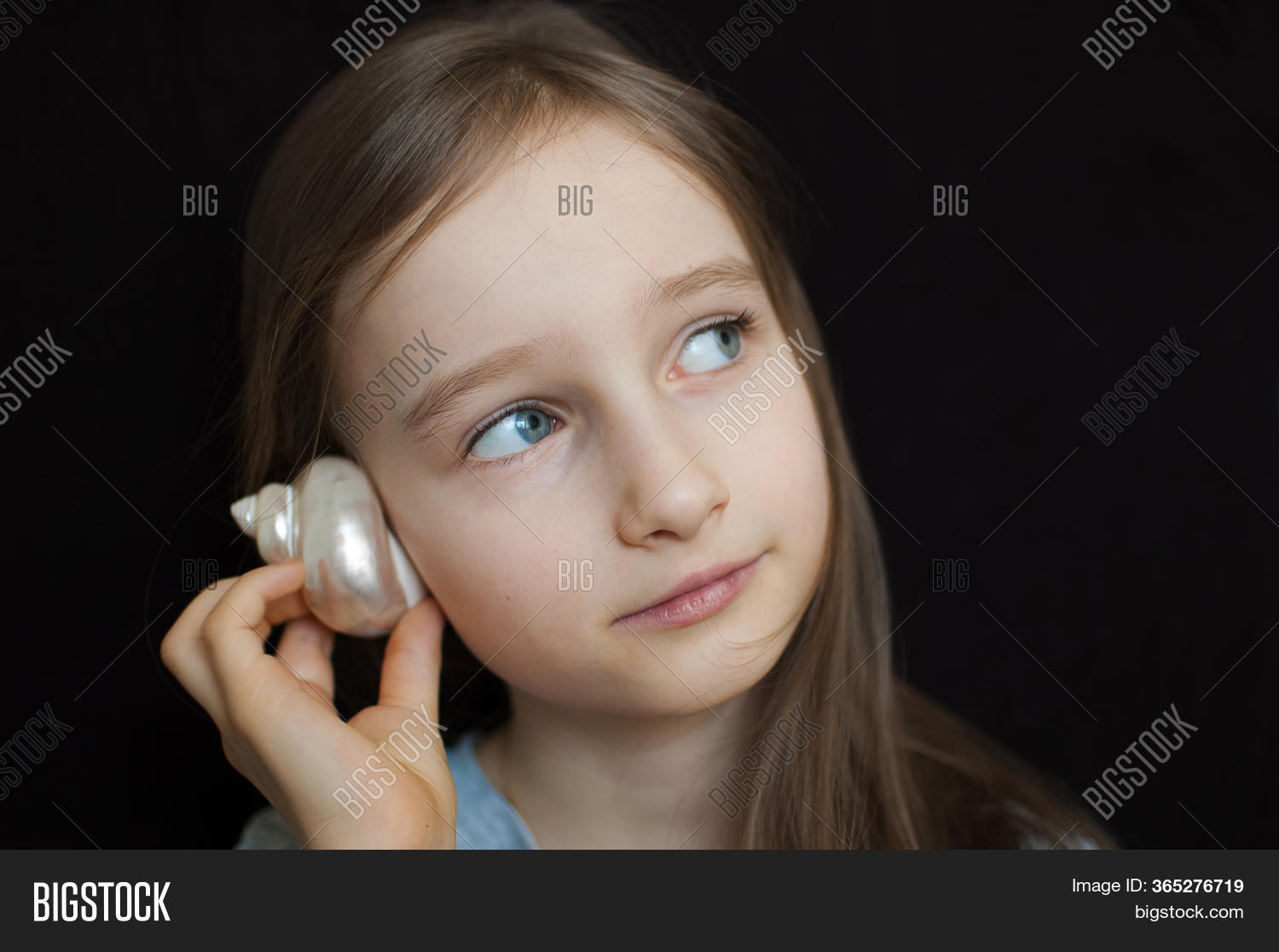 Little Girl Dreaming Image & Photo (Free Trial) | Bigstock