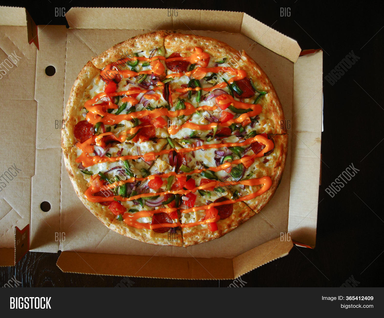 Whole Pizza Cardboard Image & Photo (Free Trial) | Bigstock