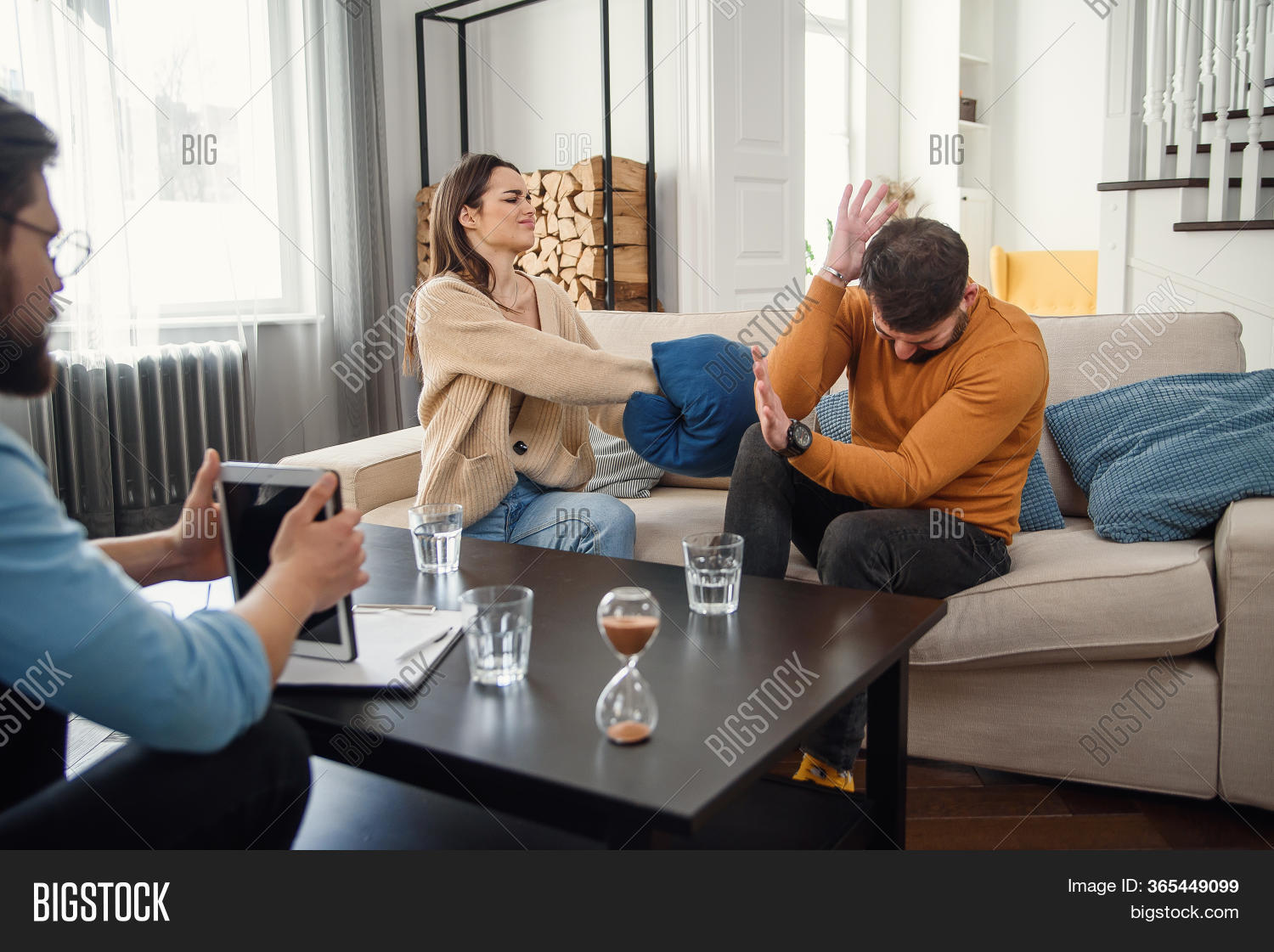 Young Fighting Angry Image & Photo (Free Trial) | Bigstock